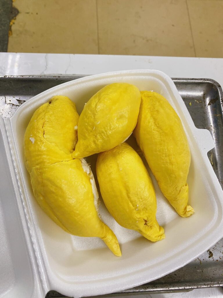 Sầu Riêng Ri6 Là Gì? Sầu Riêng Ri6 Cơm Vàng Hạt Lép